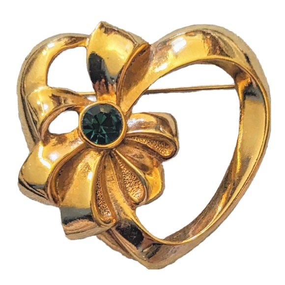 Avon | Jewelry | Vintage Gold Tone Avon Ribbon Tied In A Heart With Bow ...